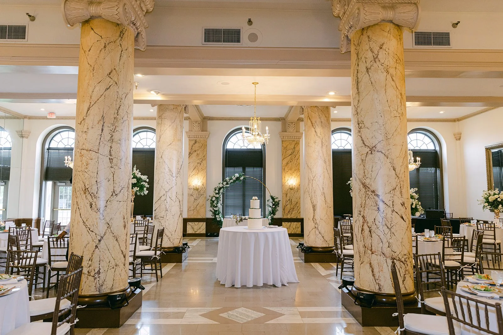 Jun Wedding at Pipers at the Marott — Plum & Poppy Weddings
