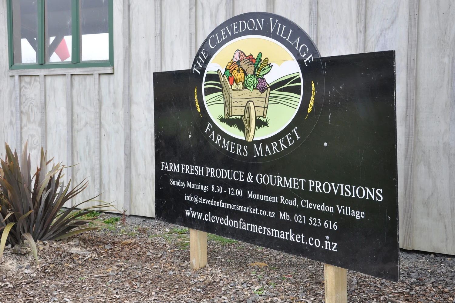 Clevedon Farmers Market — THE FOODIE INC