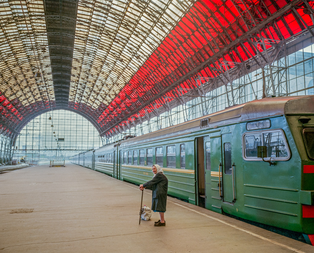 On the Eve, Moscow, 1998 — Mary Berridge