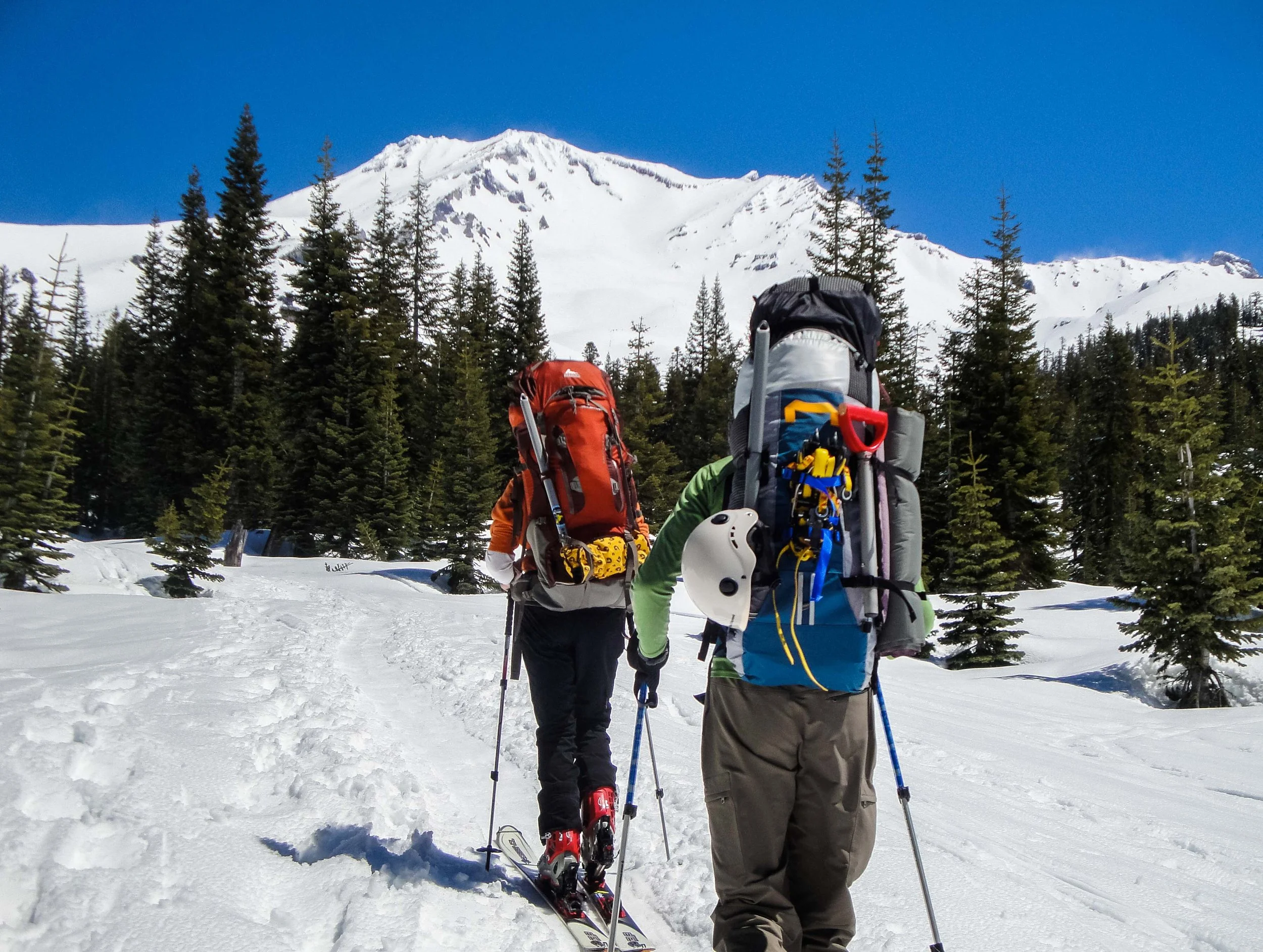 Backcountry skiing in California — International Alpine Guides