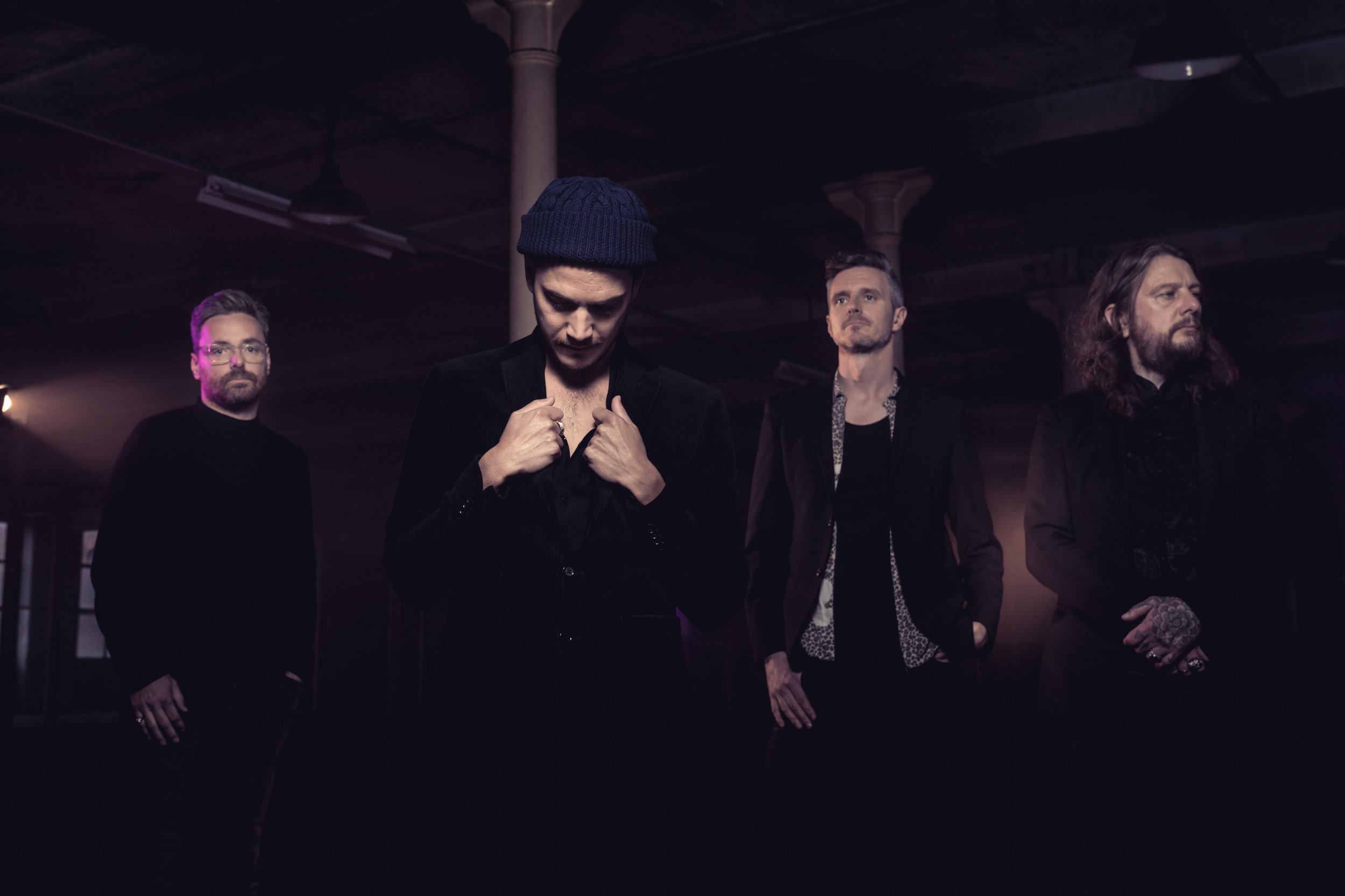 Bio — The Slow Show