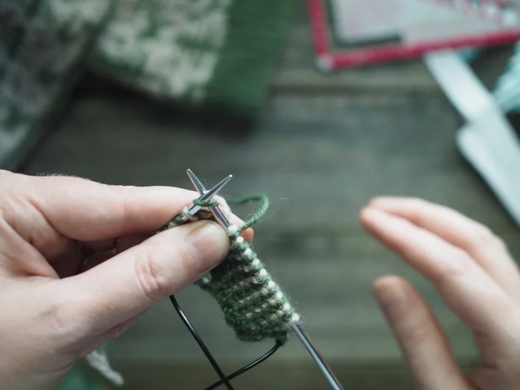 Corrugated Ribbing Tutorial (for Two Hands) — Ms. Cleaver - Creations ...