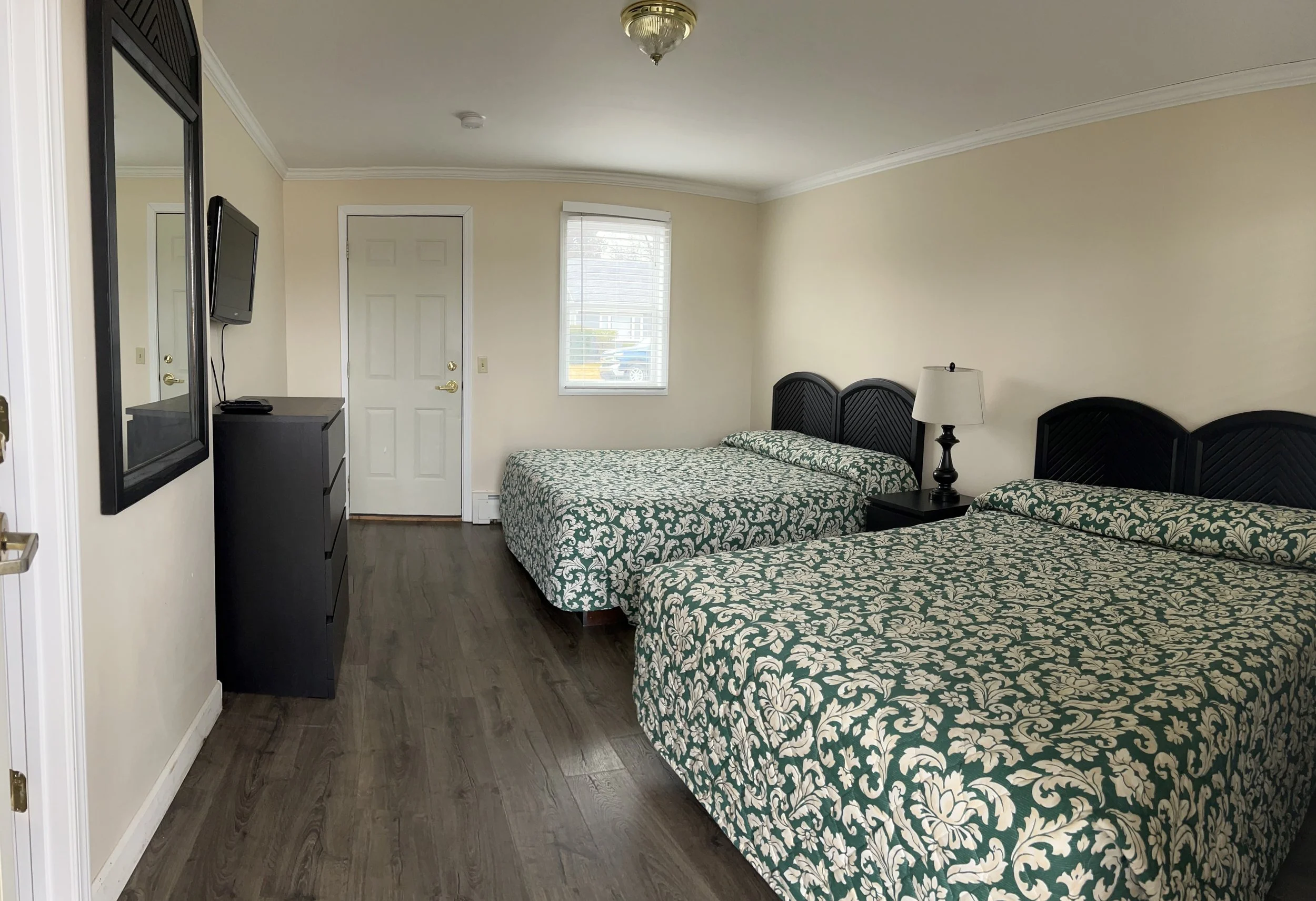 Motor Lodge — Stay in Port Austin