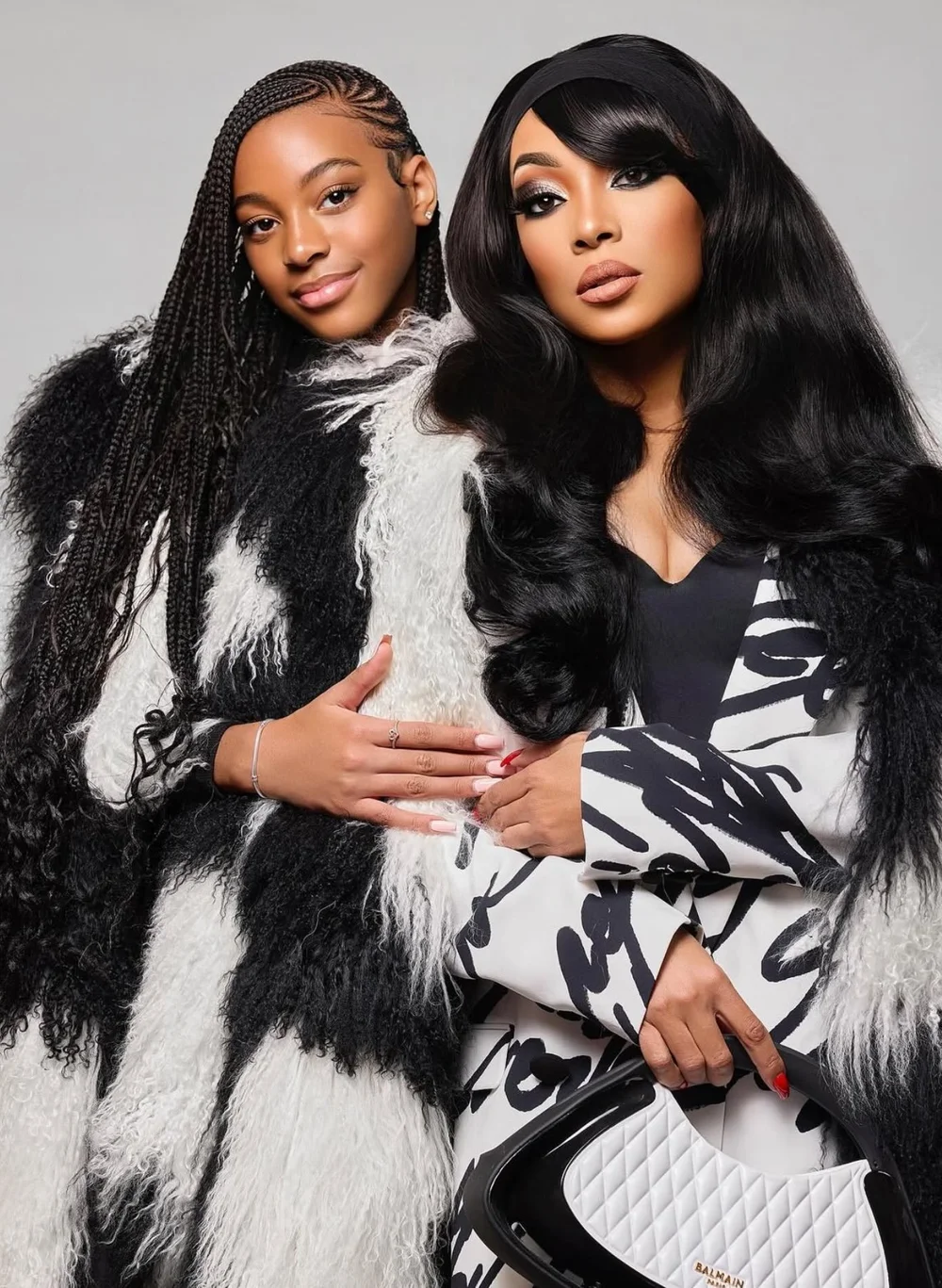 PRESS — IAMJENNIFERLE.COM