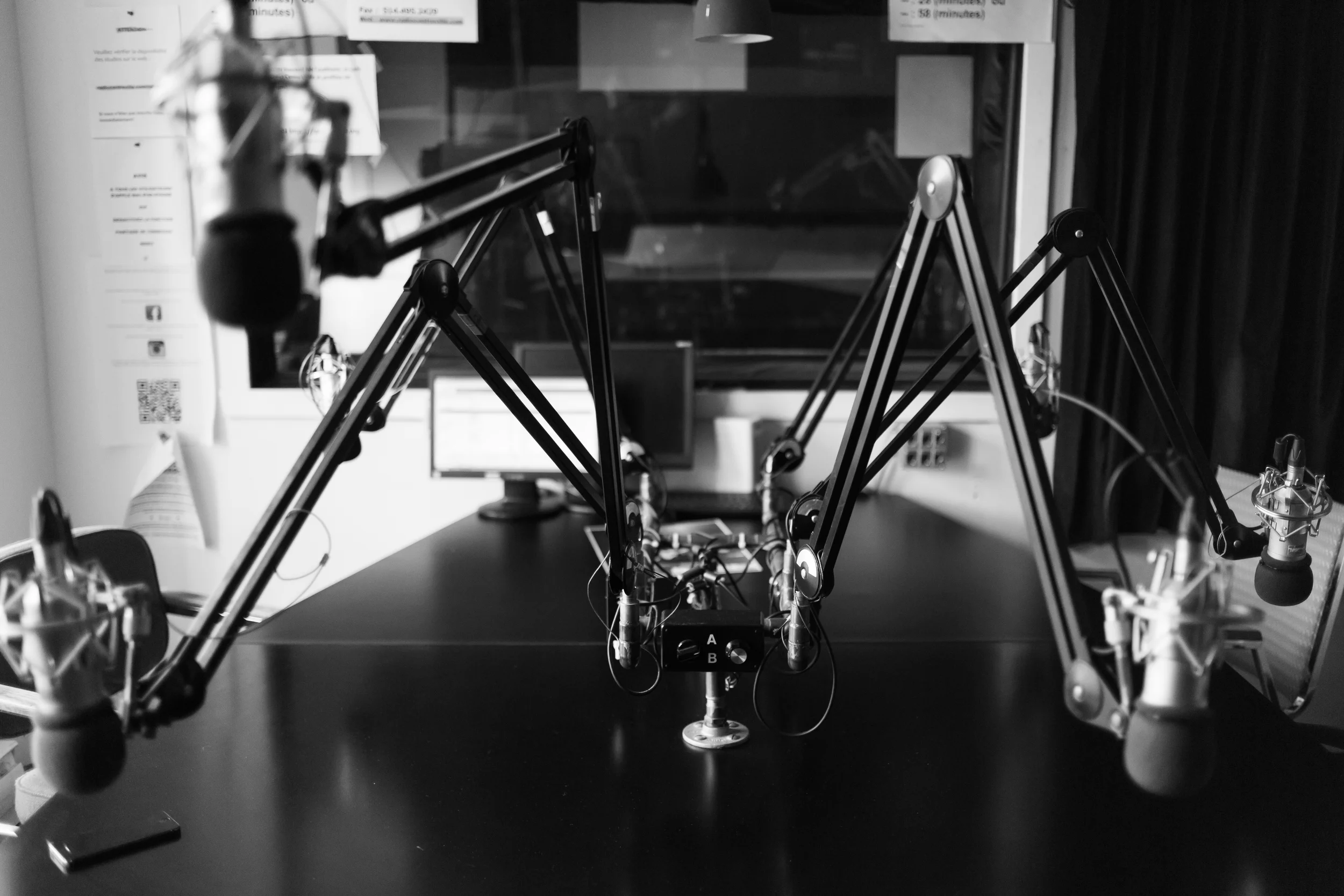 25 : Radio Action en Direct — Vie par Selena photographie / Life by ...
