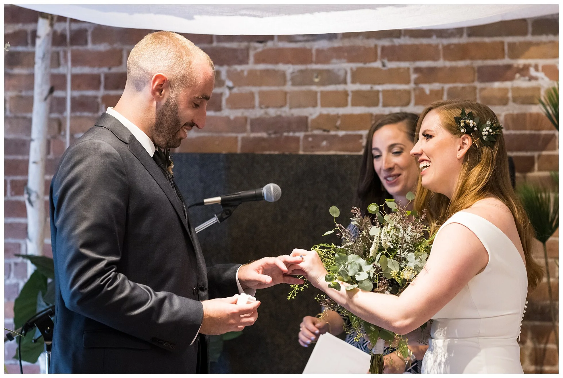 Maddy and Dan Montreal Old Port Wedding — Vie par Selena photographie ...