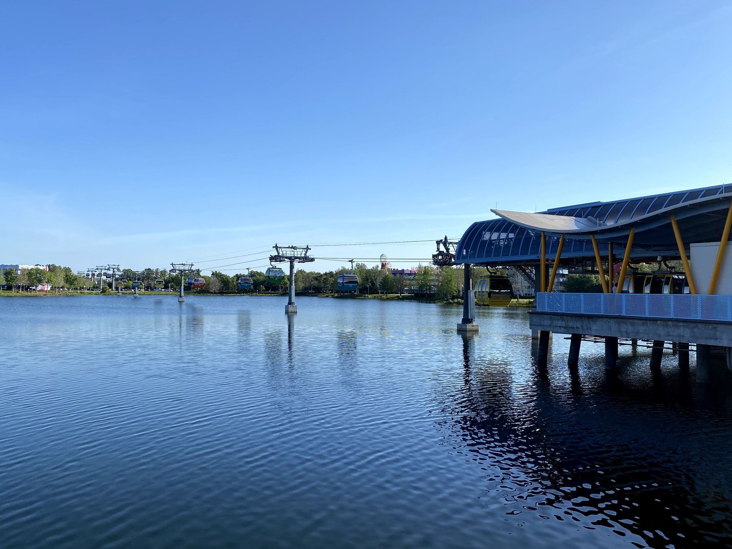 Tour of Disney's Art of Animation Resort Little Mermaid Room ...