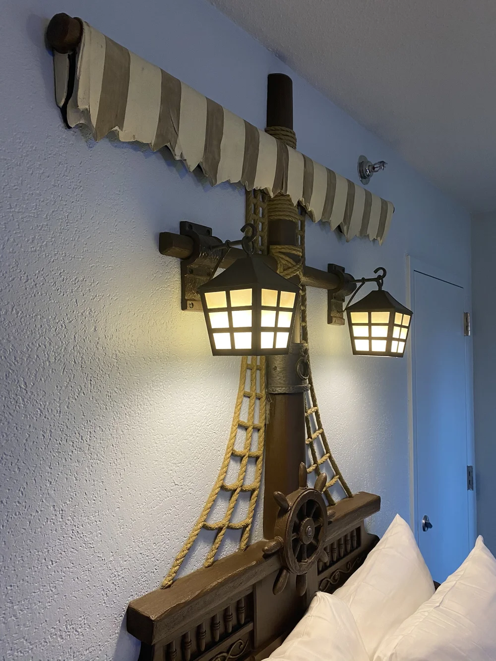 Know Before You Go: Pirate Theme Rooms at Disney's Caribbean Beach ...
