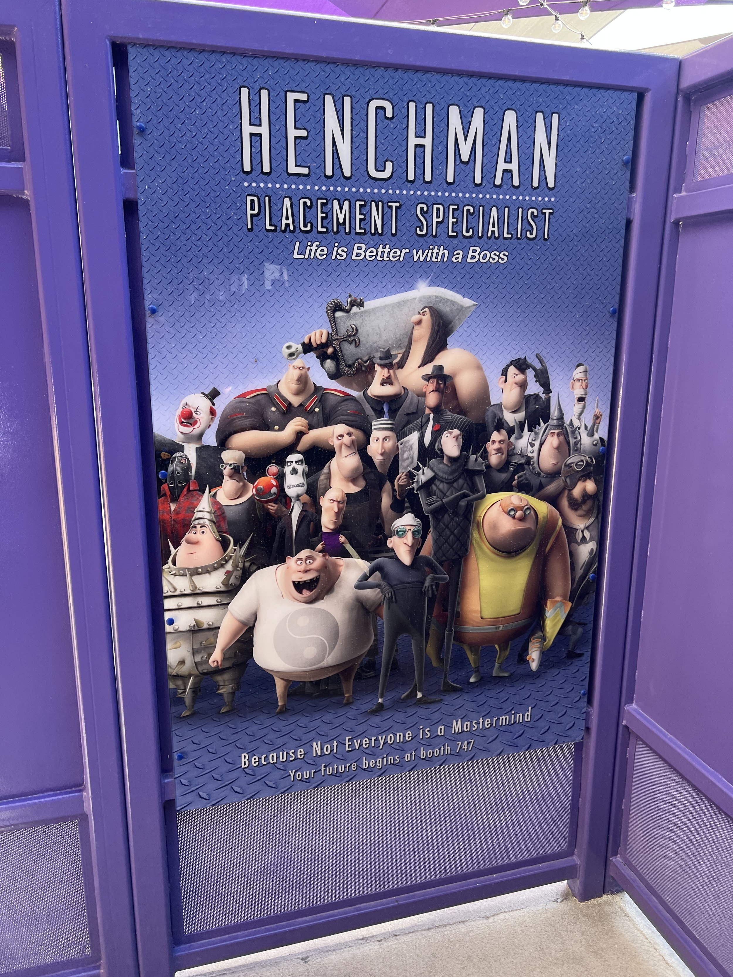 First Look: Universal Orlando's Newest Attraction Villain-Con Minion ...