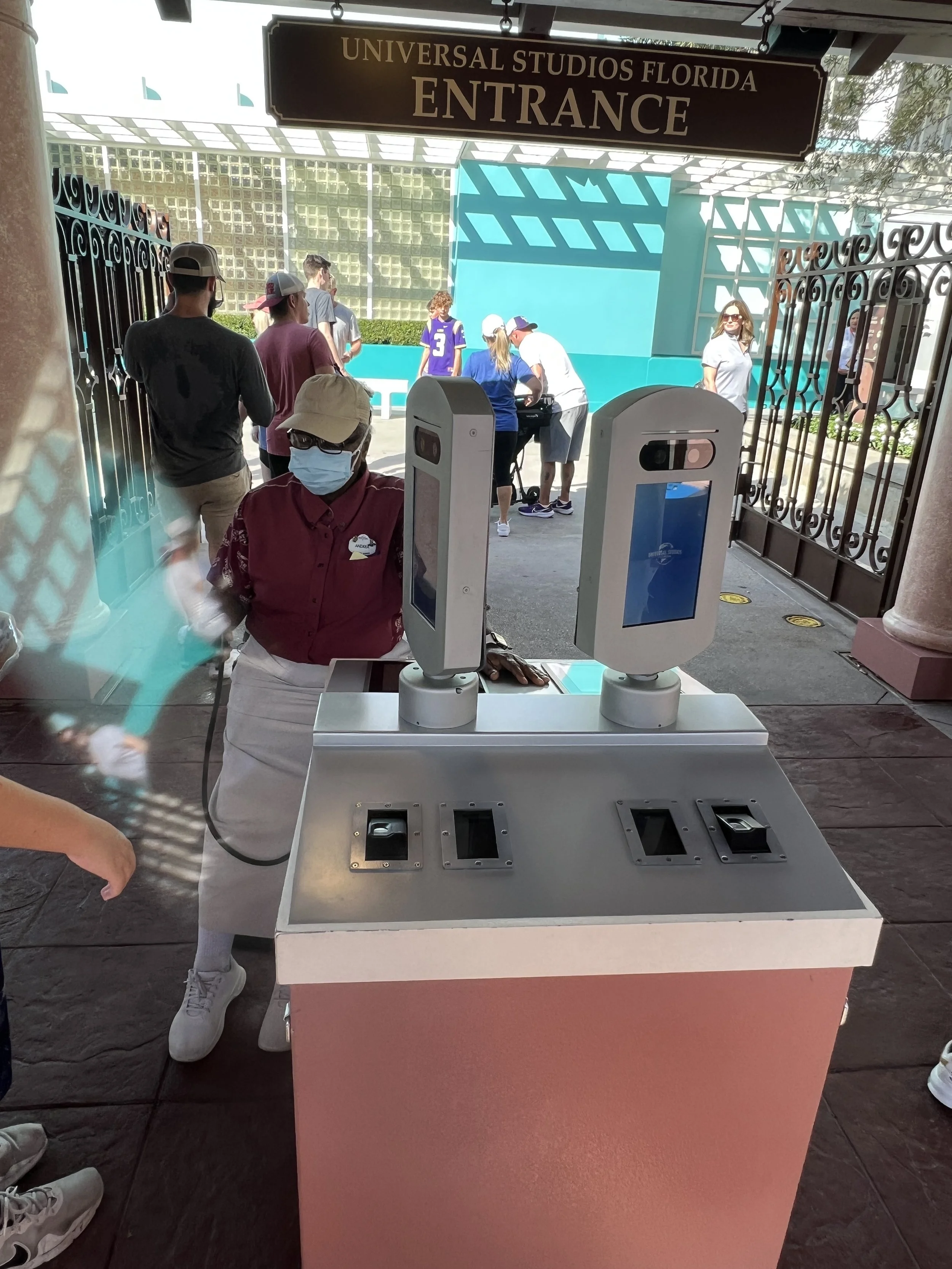 Universal Orlando Using Facial Recognition to Enter Theme Parks ...