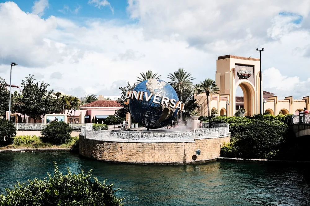 Universal Express Unlimited vs Disney Lightning Lane — OrlandoParksGuy