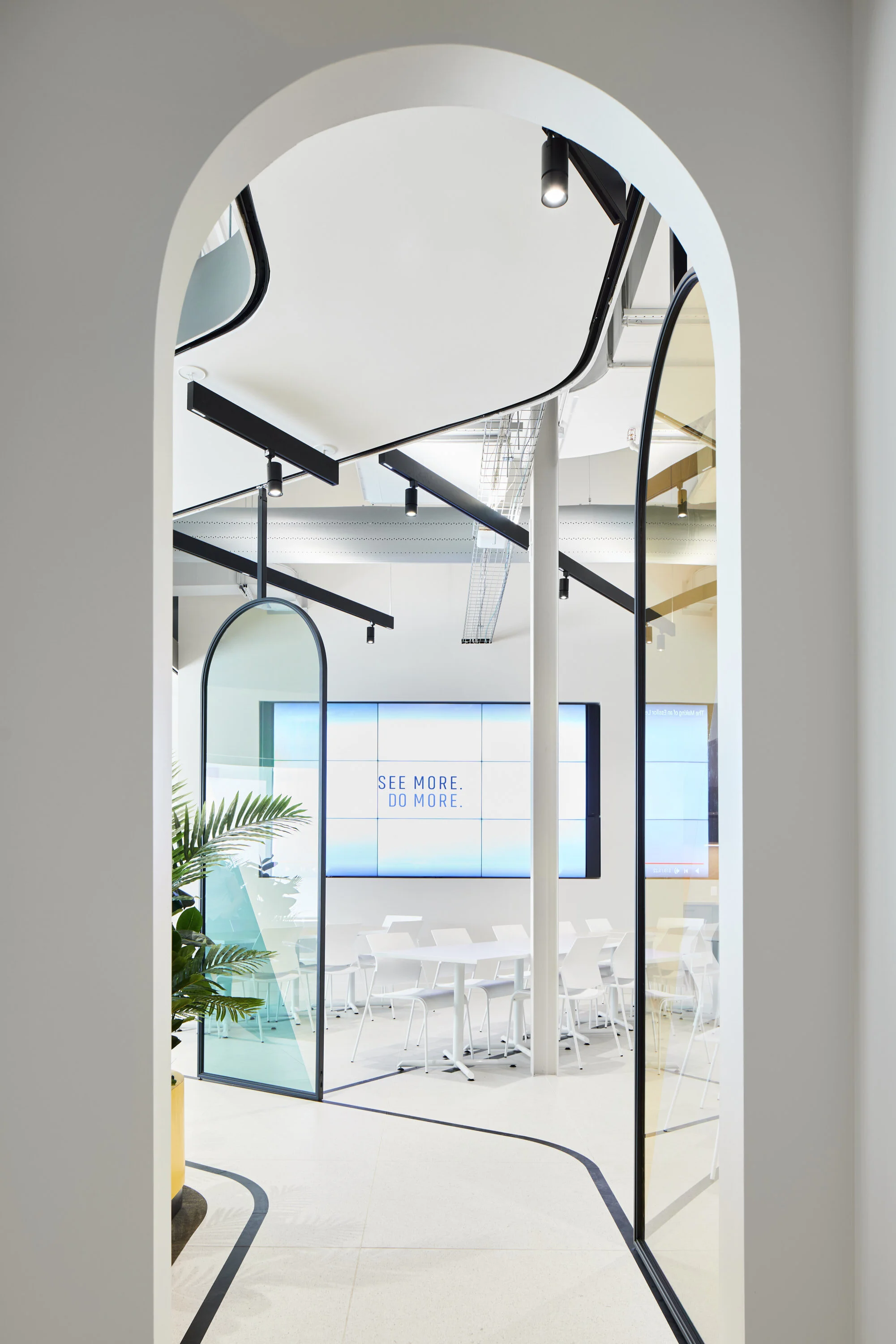 Phil Bernard Photographe Montréal-Essilor à Montreal par Conceptum ...