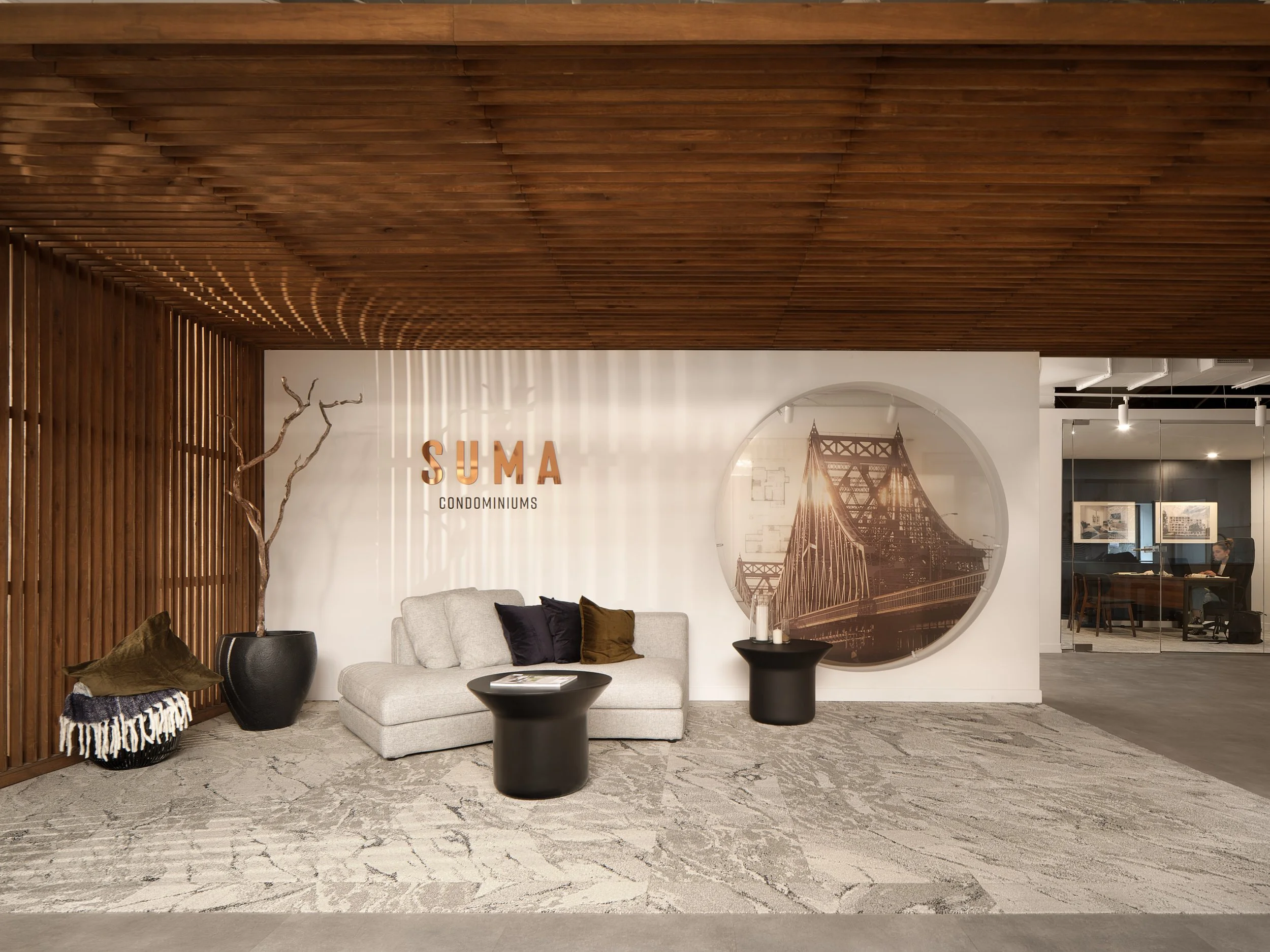 Phil Bernard Photographe Montréal-Condo SUMA par ISSA Design https://en ...