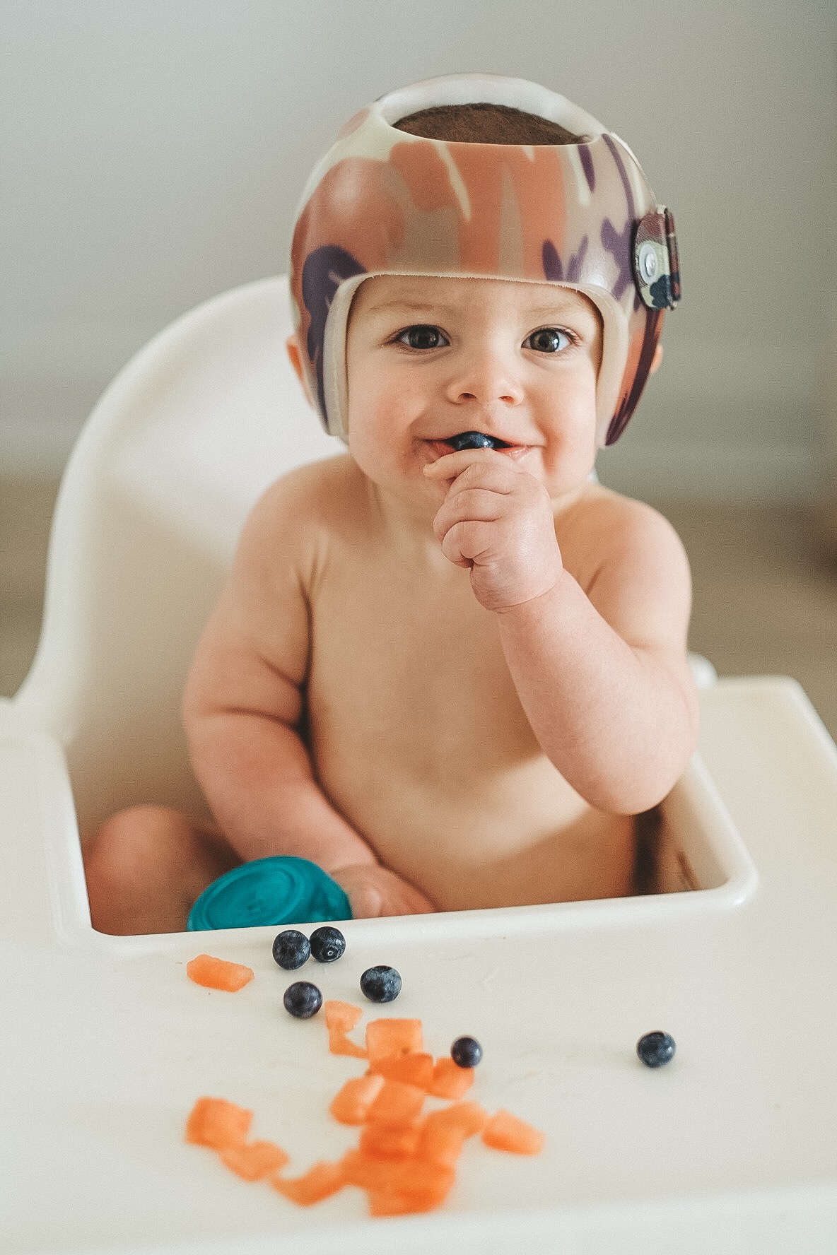 HOW WE INTRODUCED JETT TO SOLID FOODS — Me and Mr. Jones