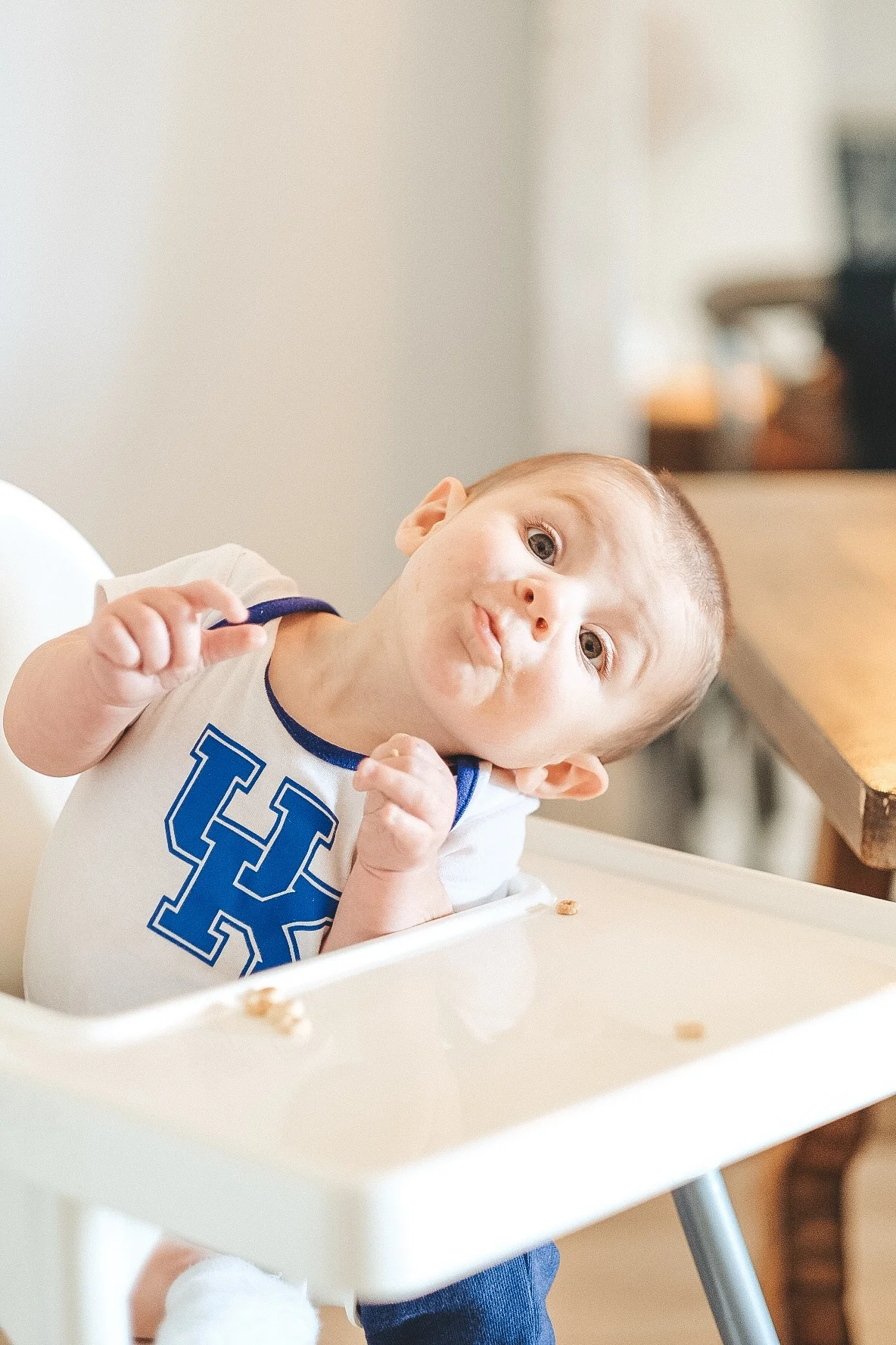 HOW WE INTRODUCED JETT TO SOLID FOODS — Me and Mr. Jones