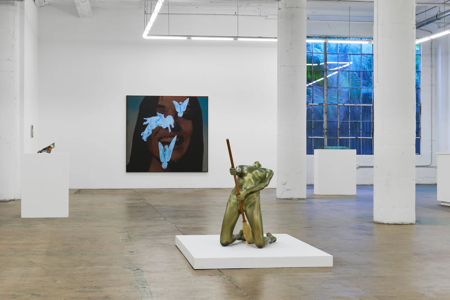 Disembodied at Nicodim in Los Angeles Immerses Us Into the Out-of-Body ...