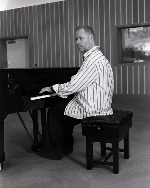 Tom Poulton. The Secret Art of an English Gentleman Autre Magazine