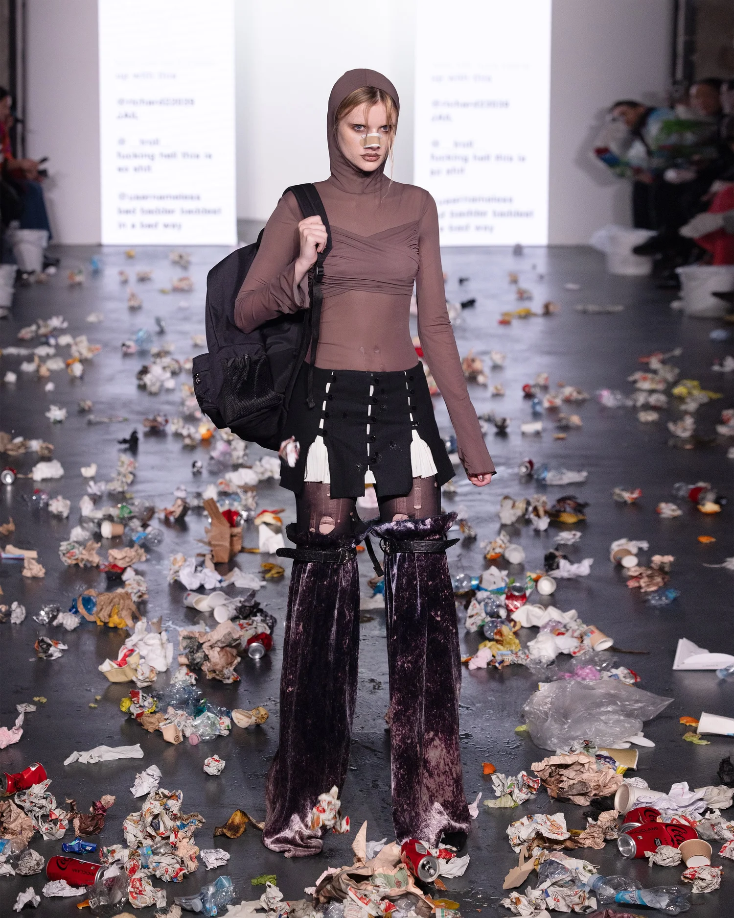 Avavav's FW24 Presentation Wants to Thank You For Your Feedback Autre ...