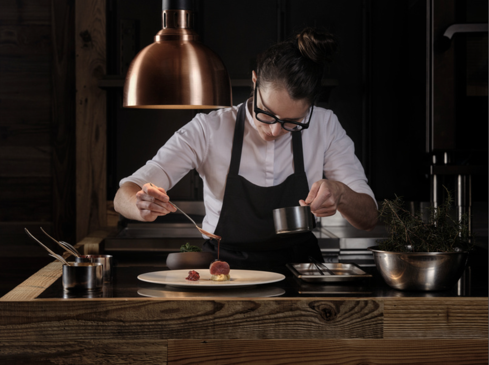 La cucina dell Ristorante Due Pini — Ristorante Due Pini