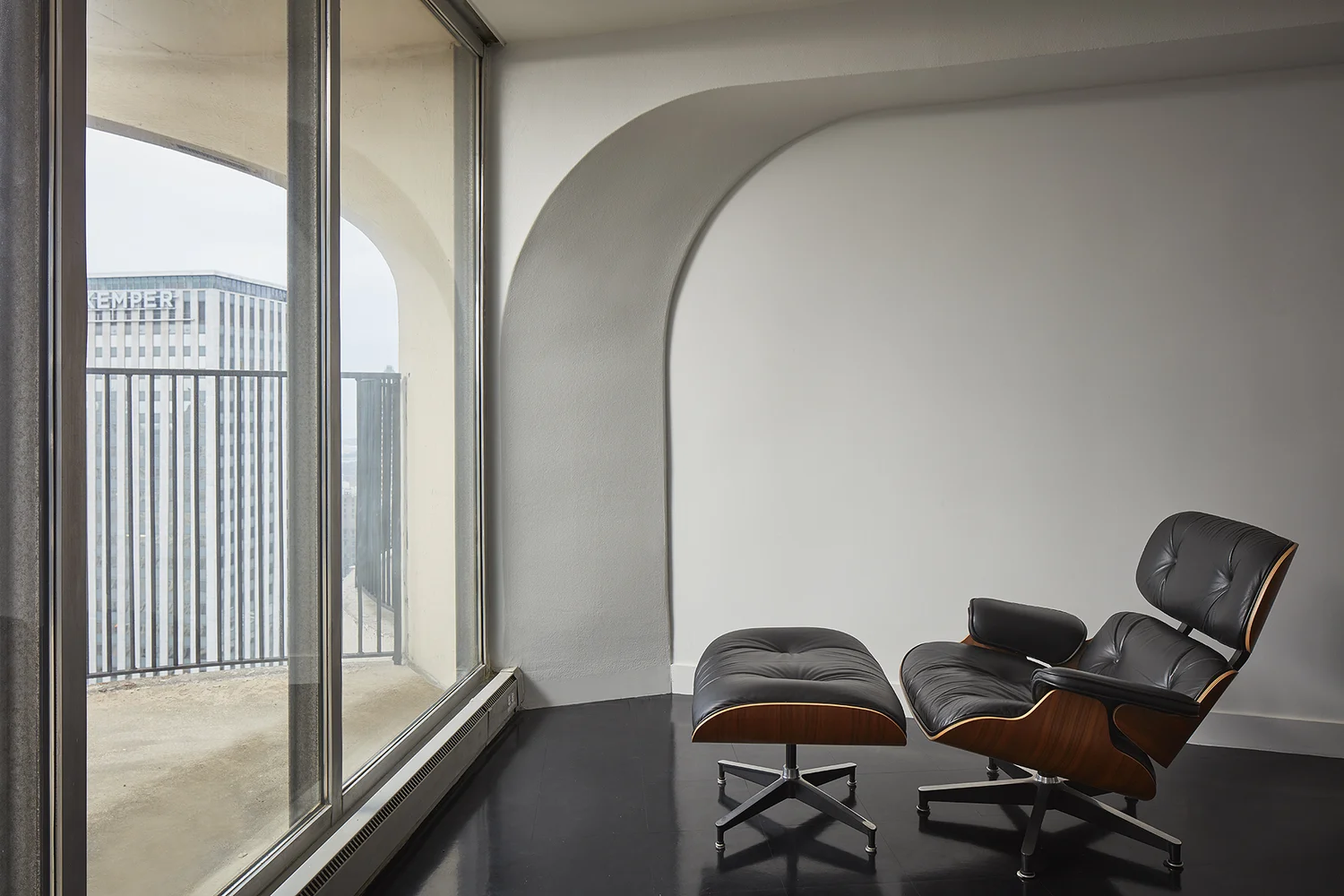 MC01 — Ellipsis Architecture