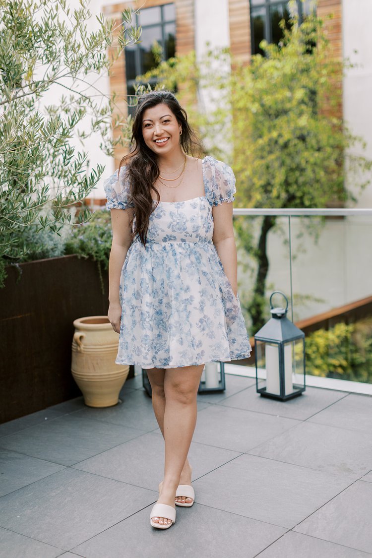 The Team — Lola & Ivy