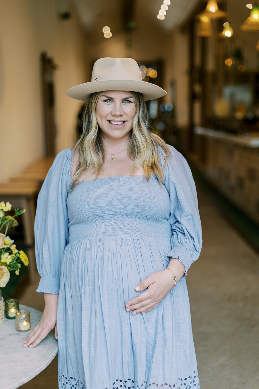 The Team — Lola & Ivy