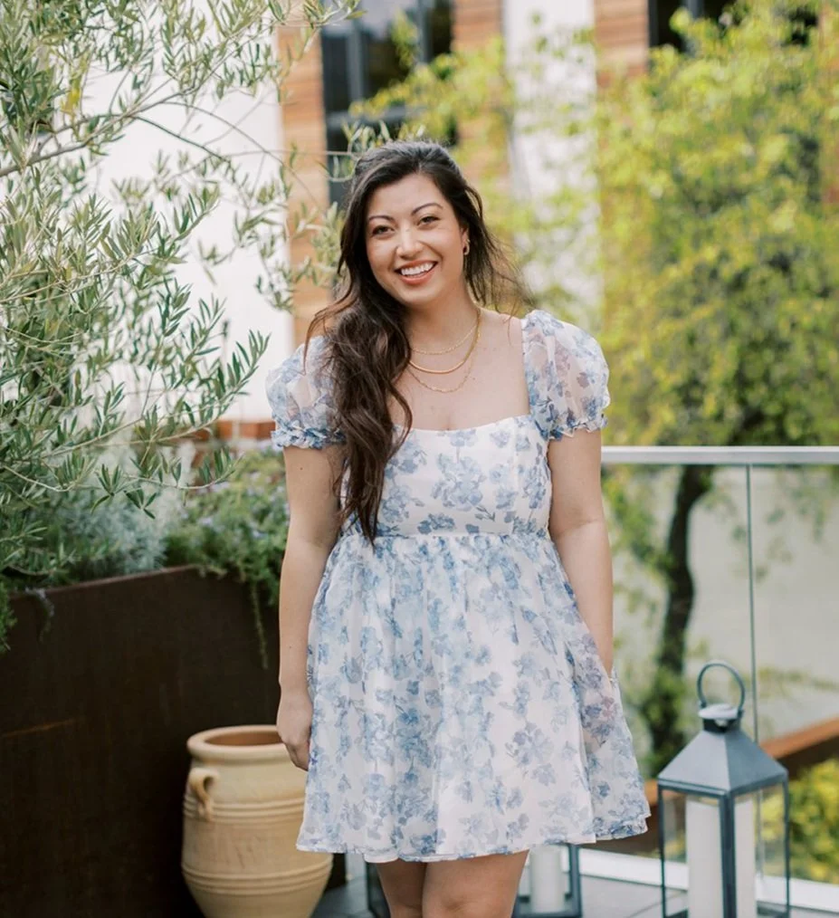 The Team — Lola & Ivy