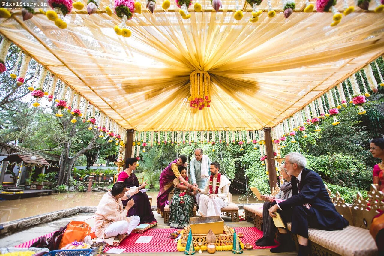 The Shastra behind your Wedding Mandap design — The Tamarind Tree