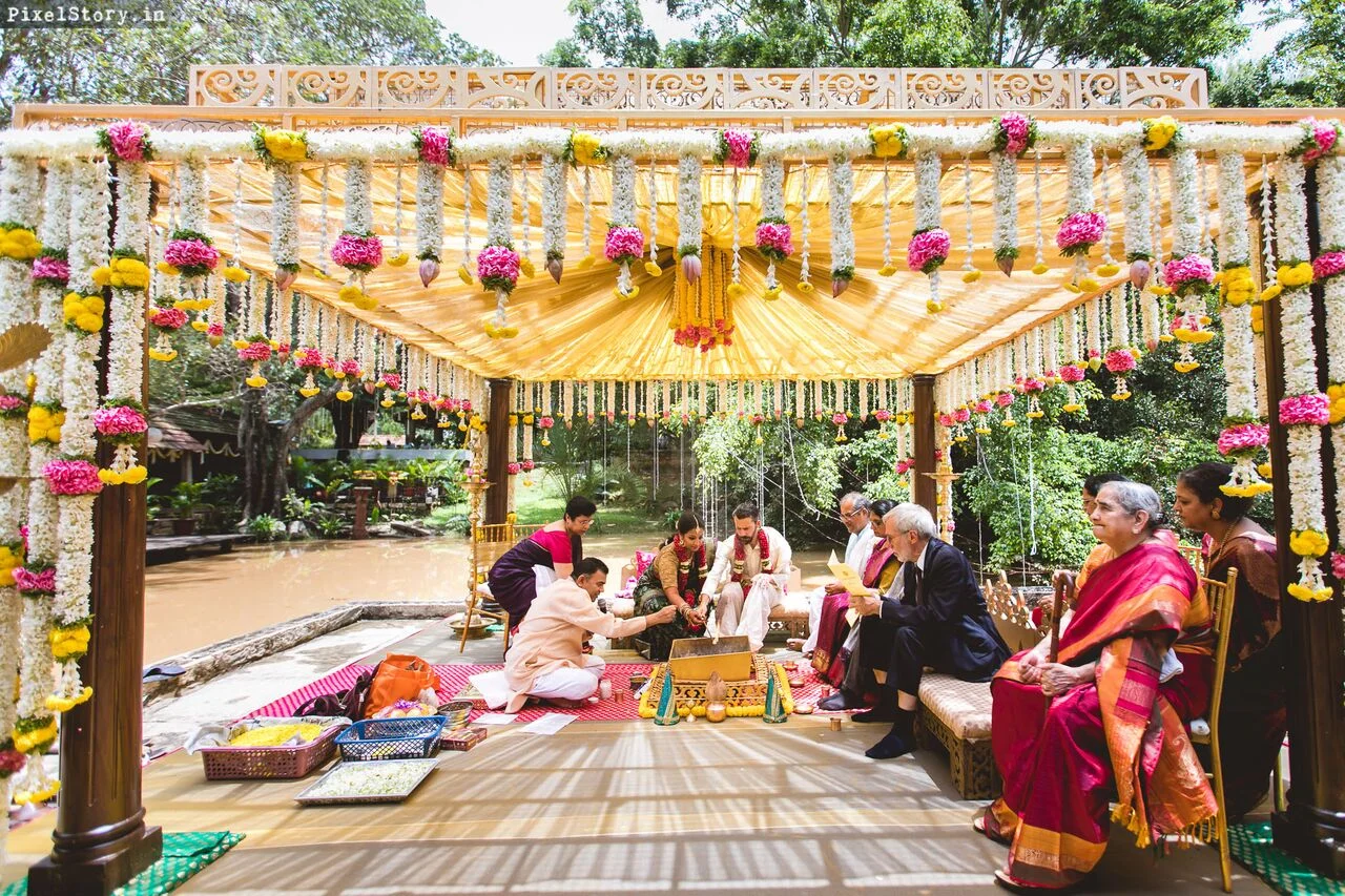 The Shastra behind your Wedding Mandap design — The Tamarind Tree