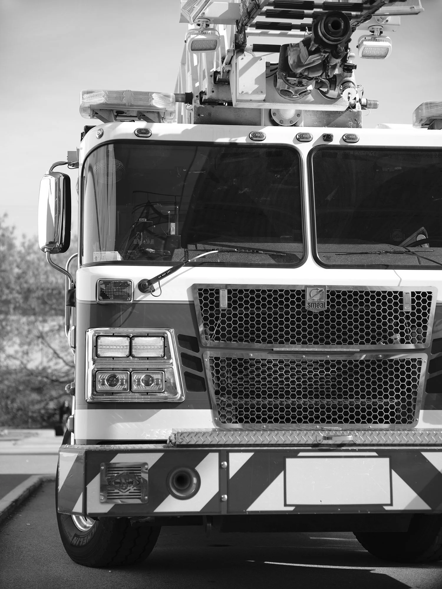 Voigtländer Ultron 75mm f/1.9 MC Adapted to Fujifilm GFX | 5050 Travelog