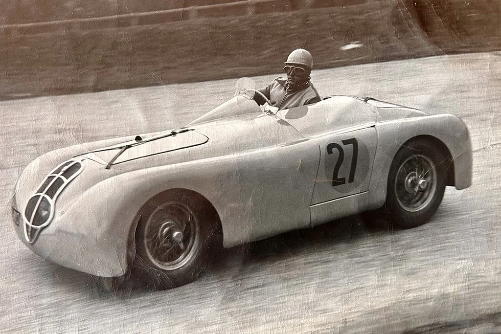 The Story of the 1949 Simca Fanfani “Barquette” (Roadster) | 5050 Travelog