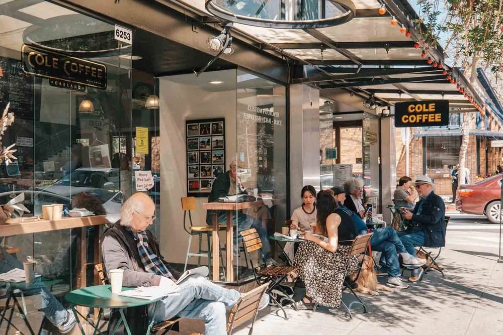 The Café — Cole Coffee