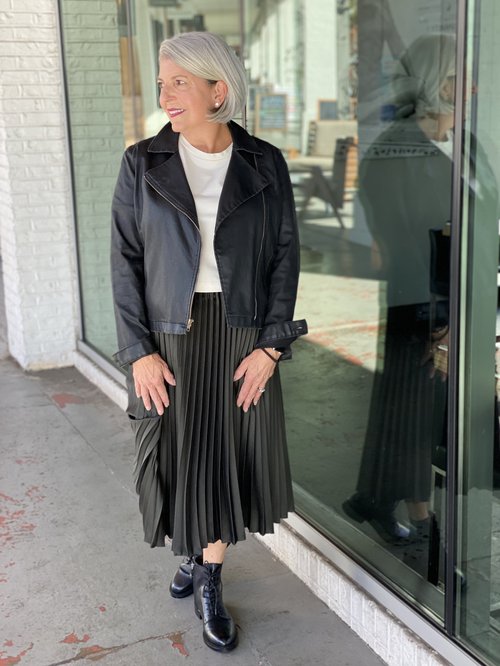 Stye Ideas: Comfortable And Stylish Boots At Any Age