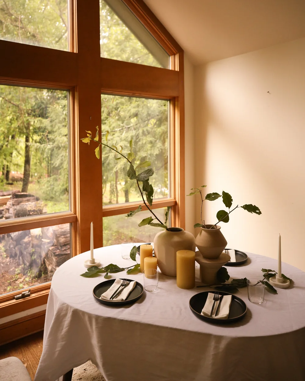 Summer Into Fall: A Minimal Tablescape for Seasonal Transition ...