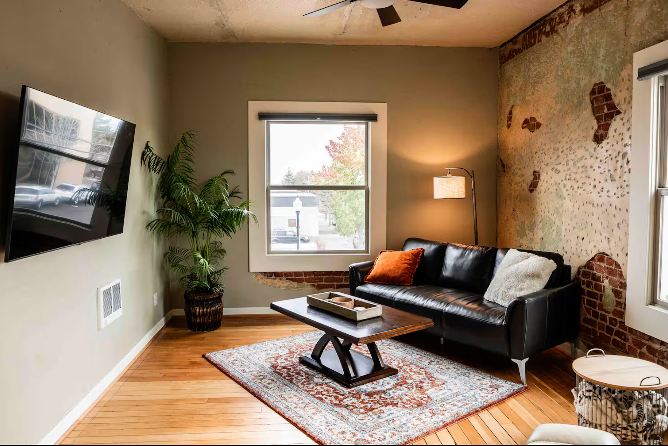 Redmond, OR: Quality Thermographic Imaging Downtown in Ehret Building ...