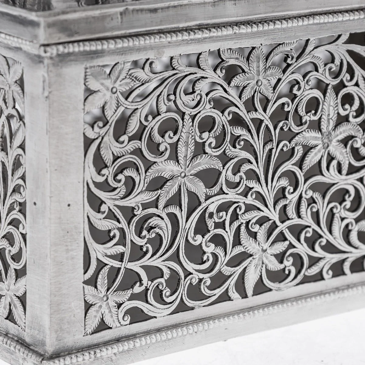ANTIQUE 20thC INDIAN KUTCH SOLID SILVER TREASURE CHEST / CASKET c.1900 ...