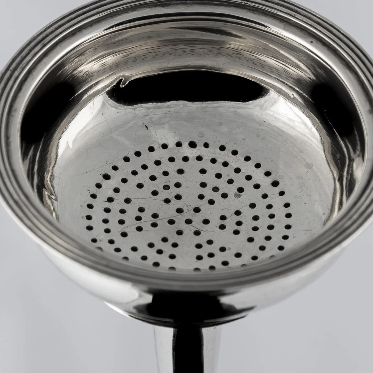 ANTIQUE 19thC GEORGIAN ENGLISH SOLID SILVER WINE FUNNEL STRAINER c.1805 ...