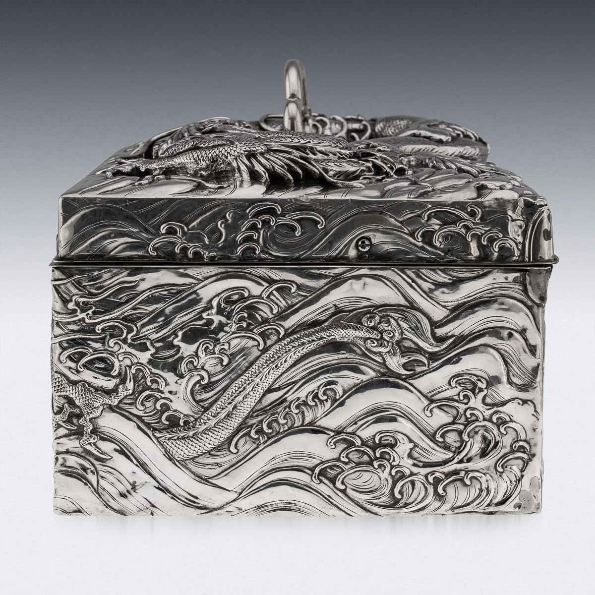 ANTIQUE 20thC JAPANESE MEIJI PERIOD SOLID SILVER DRAGON CIGAR HUMIDOR ...