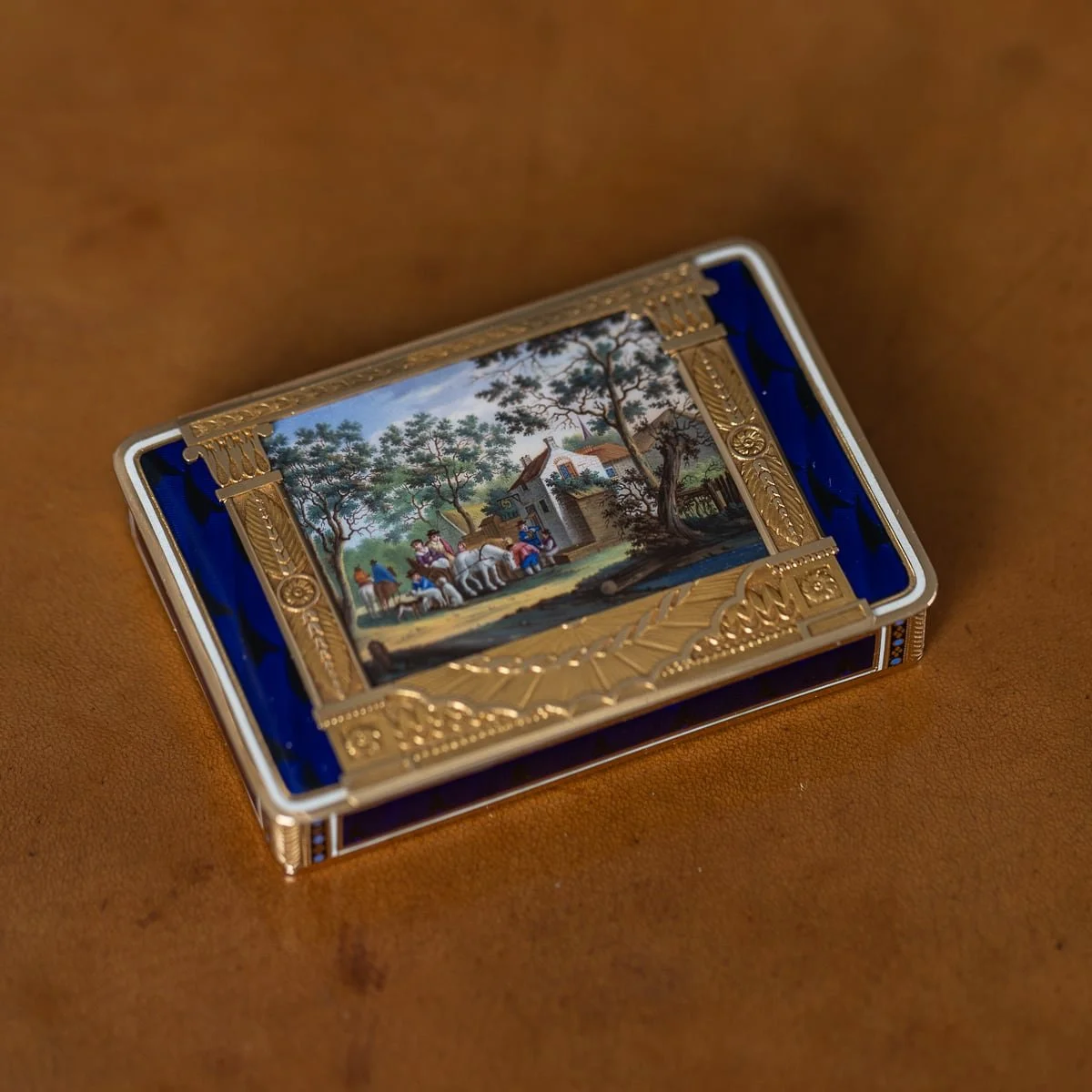ANTIQUE 19thC SWISS 18k GOLD & ENAMEL SNUFF BOX, GENEVA c.1800 — Pushkin's