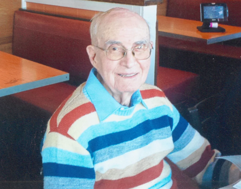 Downey resident James Finley, former prisoner of war, passes away — The ...