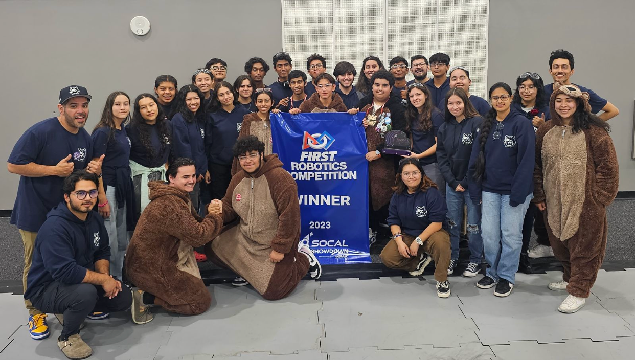 Warren High rookie robotics team wins competition — The Downey Patriot