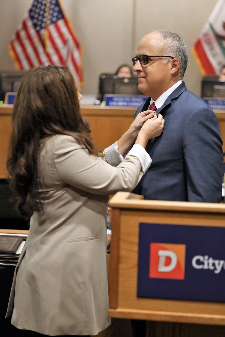 New mayor Claudia Frometa takes oath of office — The Downey Patriot