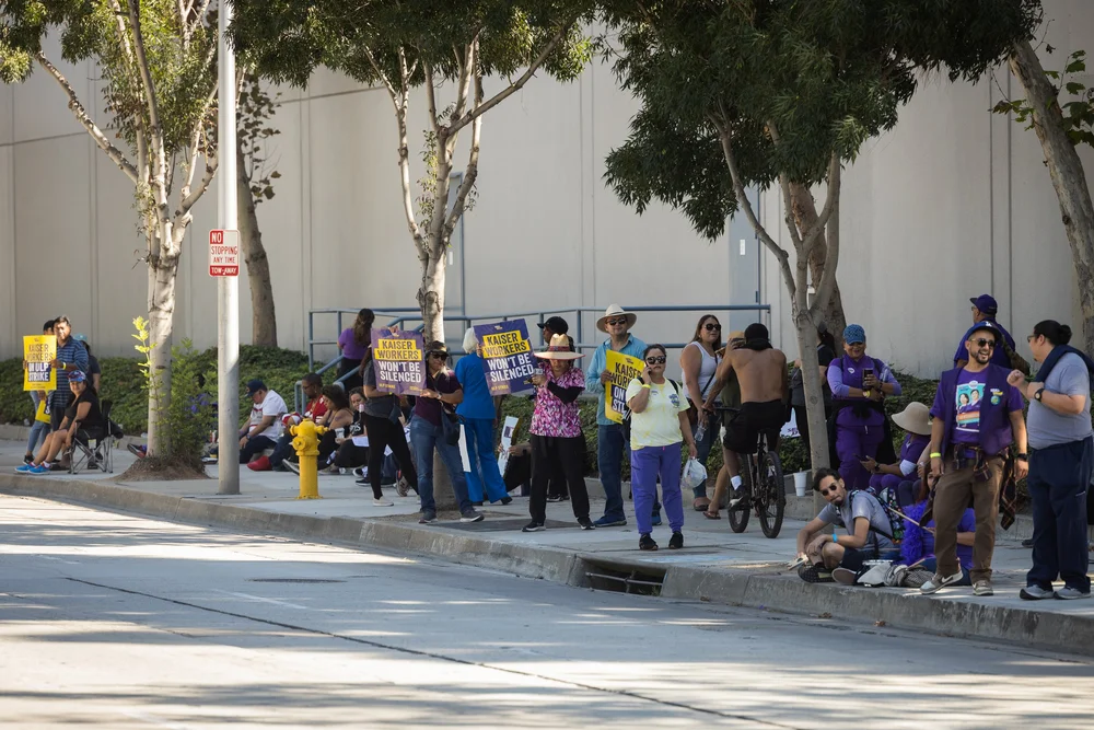 Kaiser workers enter second day of strike — The Downey Patriot
