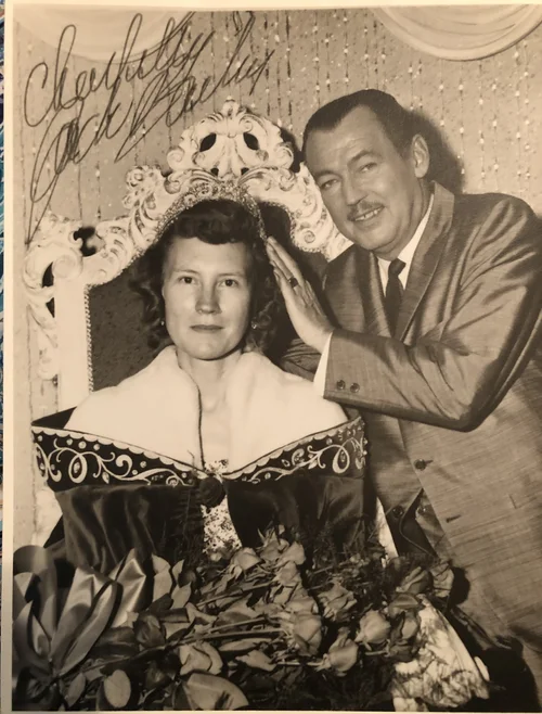 Glenna M. Hall — The Downey Patriot
