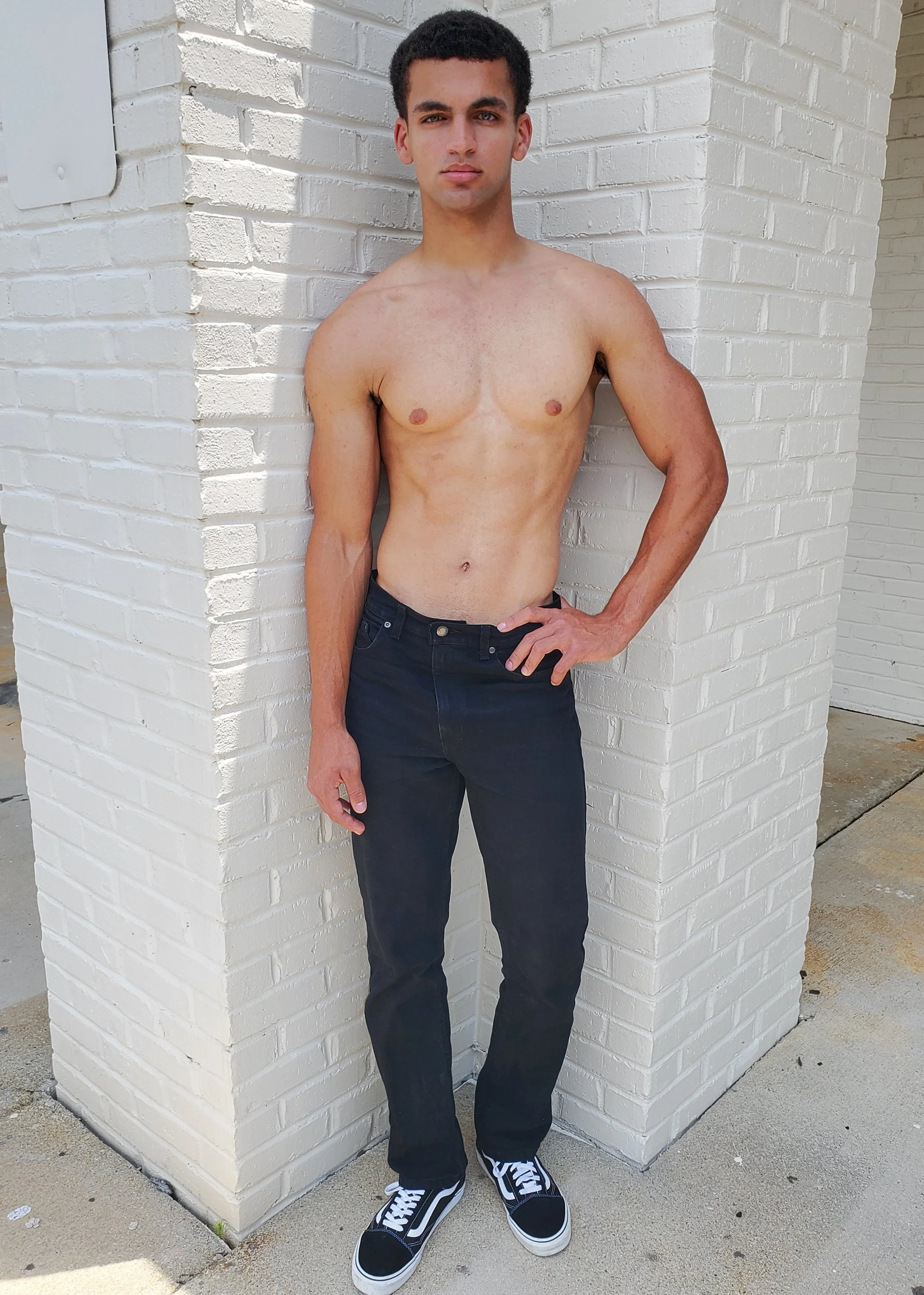 CHASTIN — ST. CLAIRE MODELING