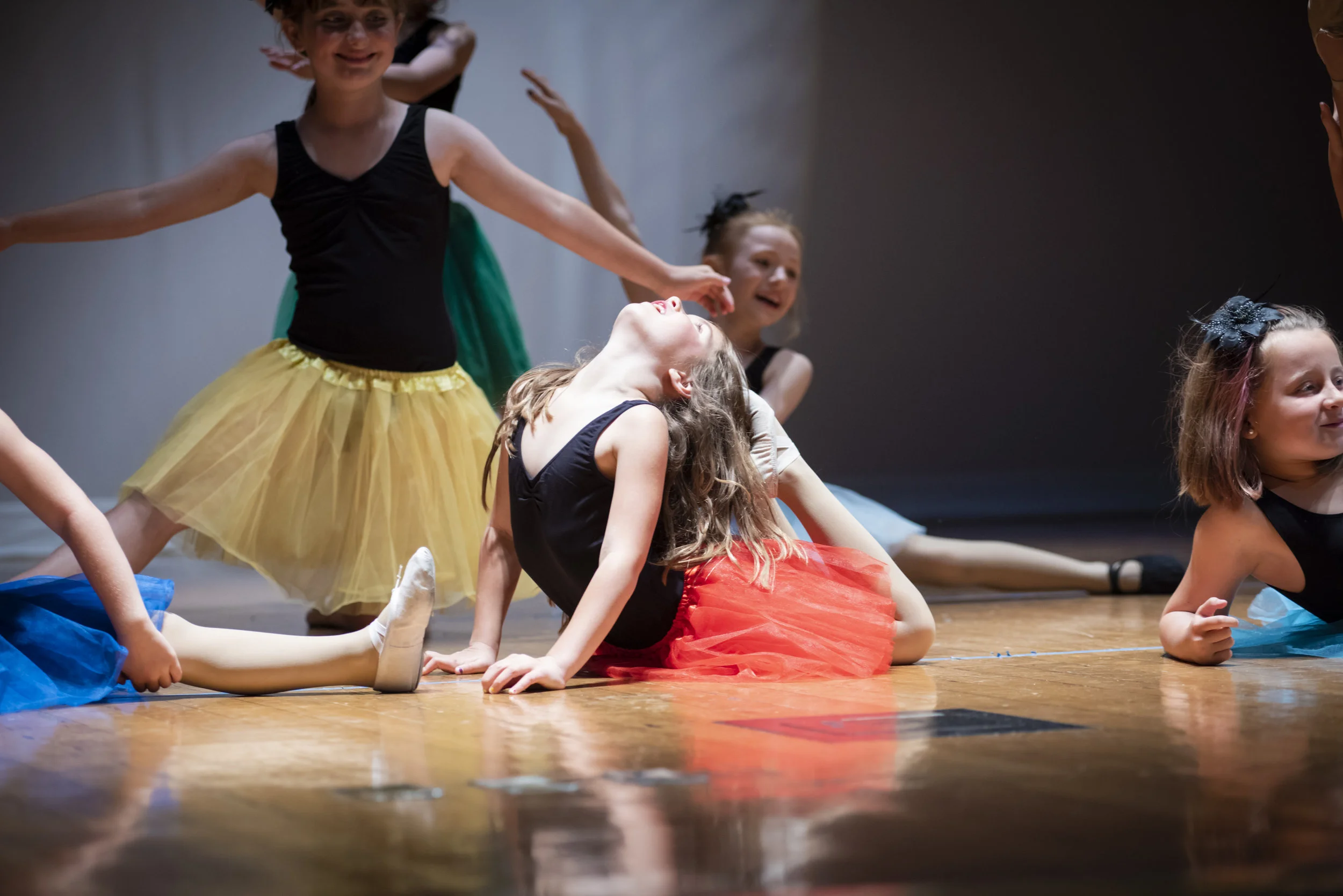 Register — Steppin' Out Dance Studio