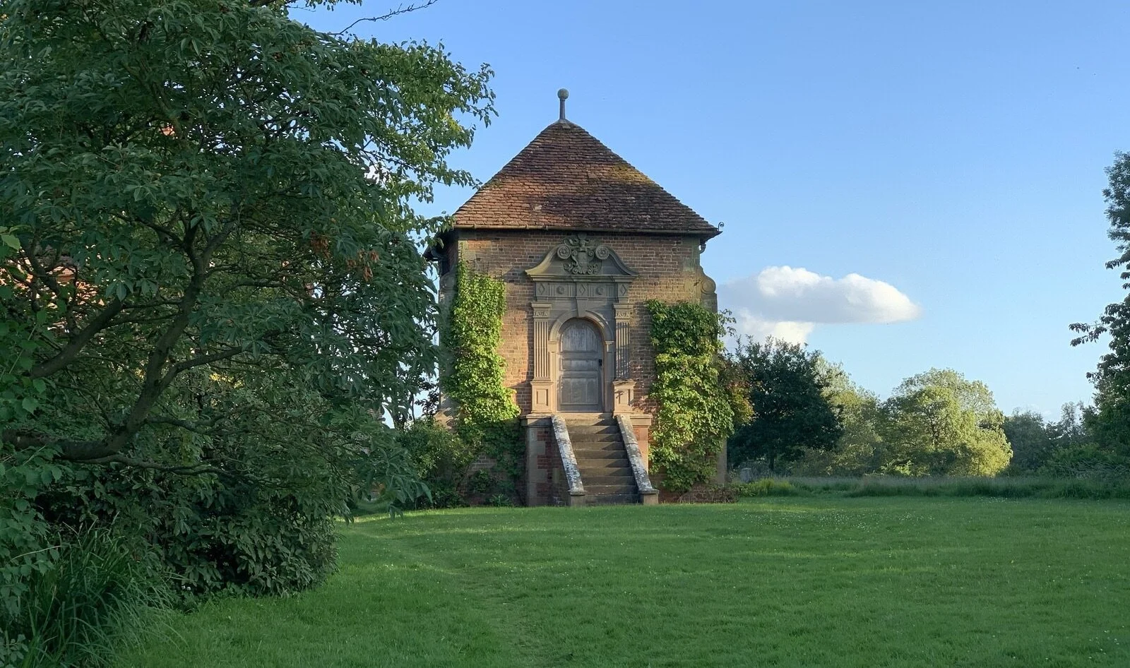 Derbyshire-Trusley Estate - Derbyshire