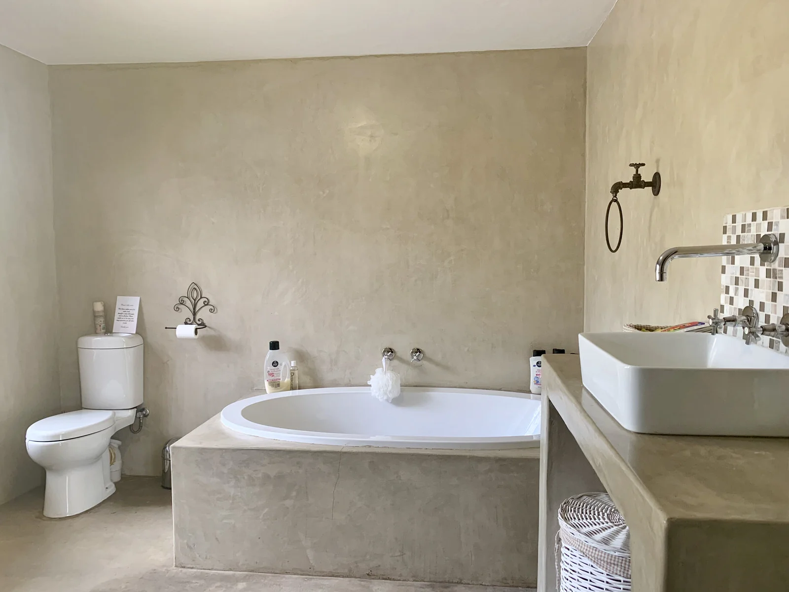 PRM138 — Mabalingwe properties | rentals | property for sale | Timeshare