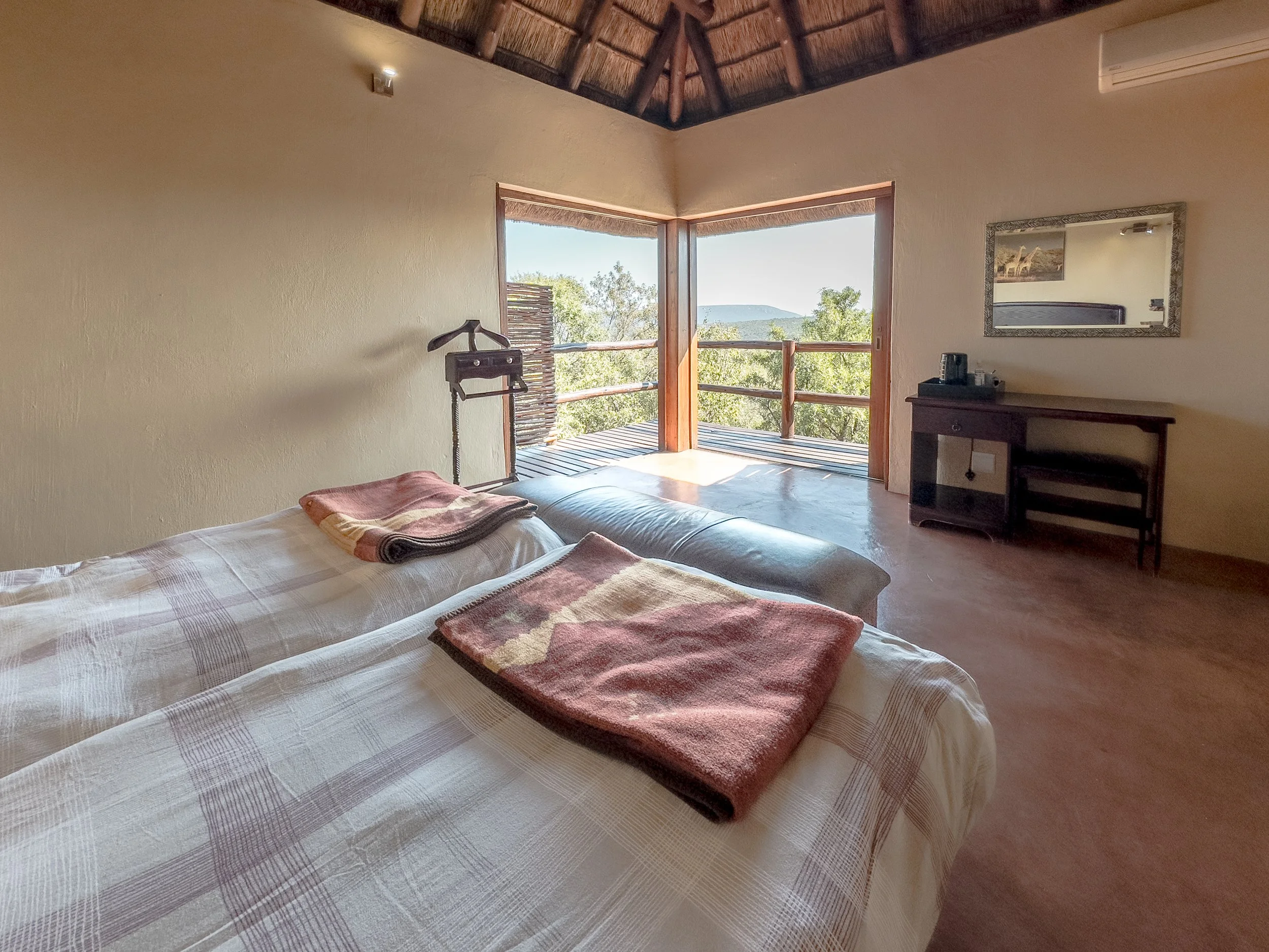 MABALINGWE HOLIDAY HOUSE RENTAL PRM052 — Mabalingwe properties ...