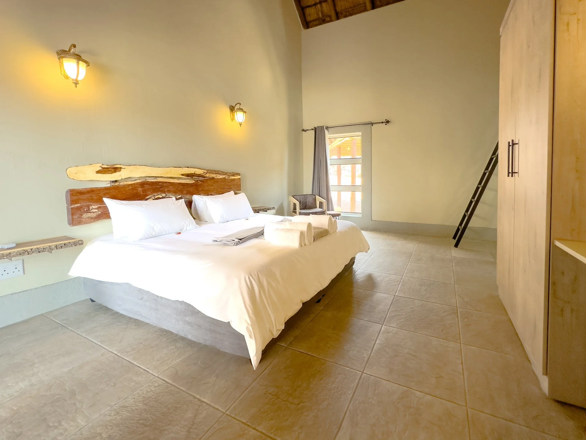 Experience unparalleled comfort in this stunning self-catering lodge ...
